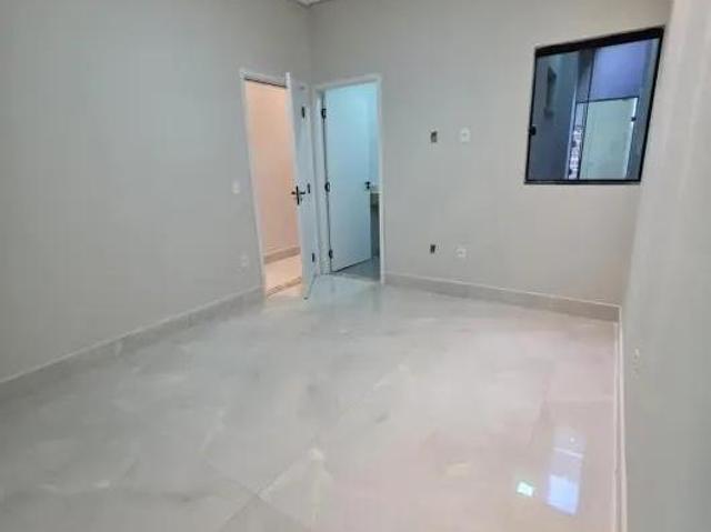 CASA EM CONDOMINIO FECHADO EM JUNDIAI COM 193 m2 COM ENTRADA FACILITADA