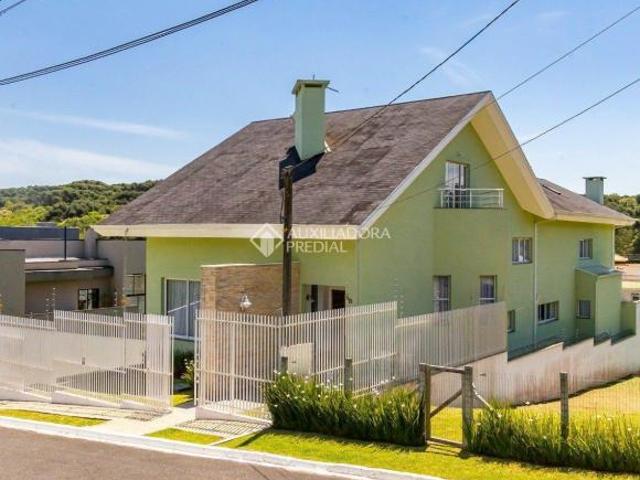 CASA EM CONDOMINIO FECHADO EM SANTA FELICIDADE