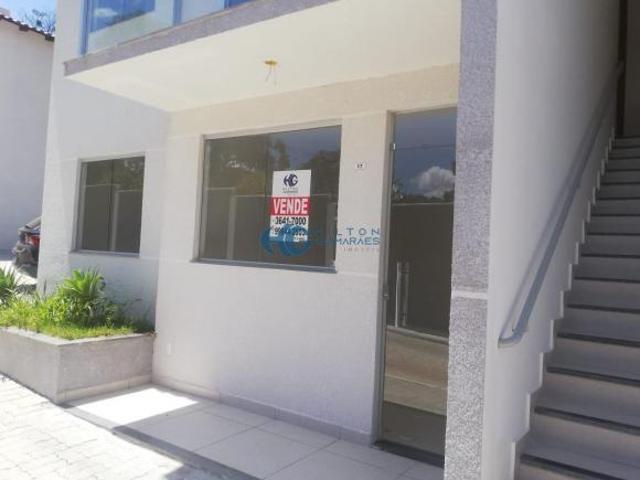 Casa em condomínio fechado junto ao Centro de Santa Luzia