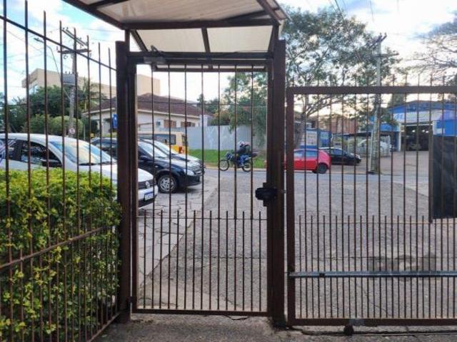 Casa em condomínio fechado localizado no bairro Vila Nova