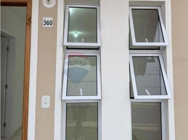 Casa em Condomínio Fechado Moderna e Segura!