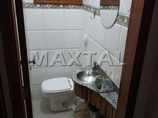 Casa em condomínio Fechado, na Vila Mazzei, com três dormitórios, três suítes, cozinha e duas vagas