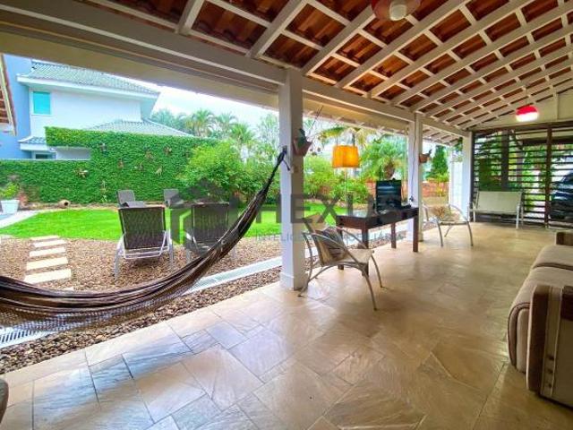Casa em condomínio fechado na Praia do Pernambuco, Guaruja