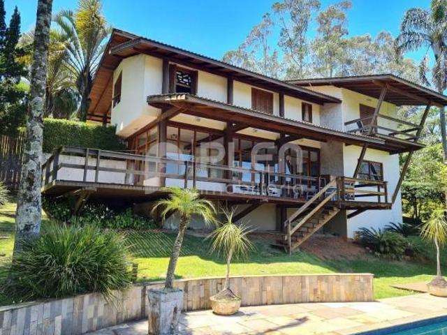 Casa em Condomínio Fechado na Serra da Cantareira, Mairiporã, SP