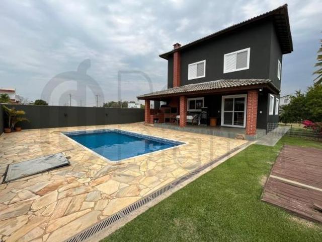Casa em condomínio fechado Ninho Verde 1