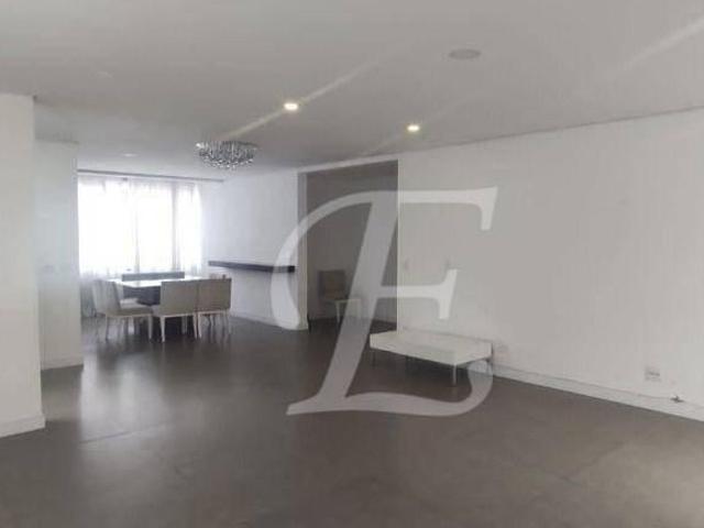Casa em Condomínio Fechado no Tremembé – 4 Dormitórios |