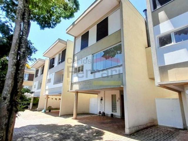 Casa em condomínio fechado no Tremembé com 3 suítes, 3 vagas