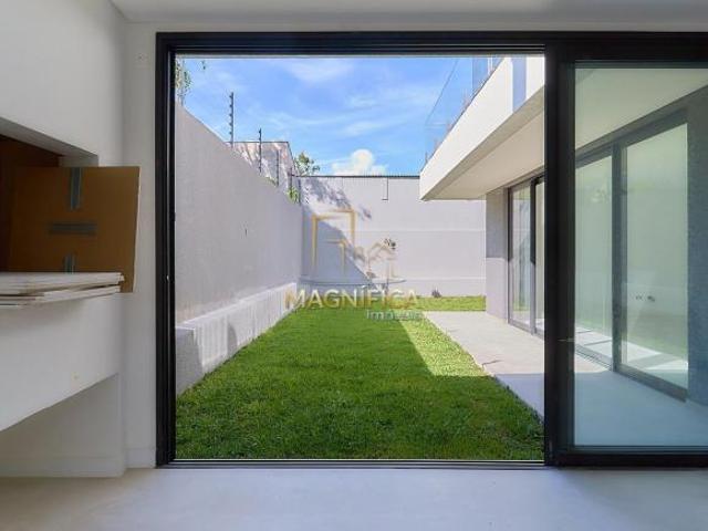 Casa em condomínio fechado no Zenith Barigui, com