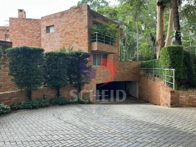 Casa em Condomínio Fechado no Alto da Boa Vista