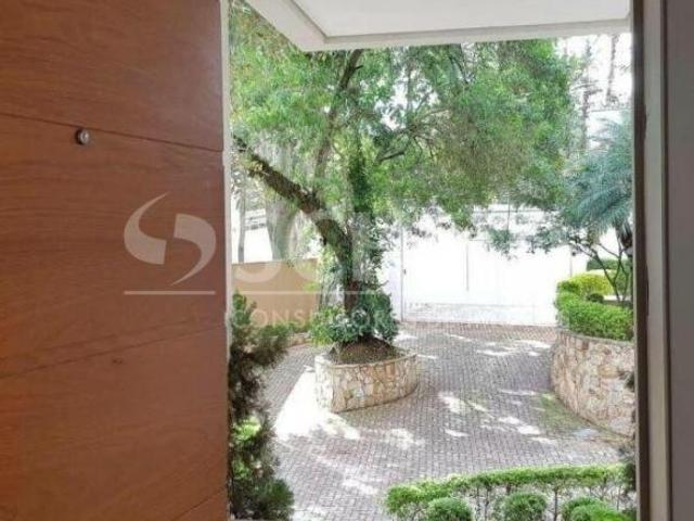 Casa em condomínio fechado no Alto da Boa vista a venda com 4 suítes