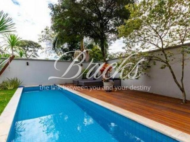 Casa em Condominio Fechado no Alto da Boa vista com 4 dormitórios e 4 vagas