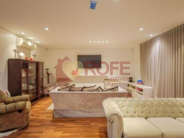 Casa em Condomínio Fechado no Campo Belo | 394 m² | 4 Suítes | 3 Vagas