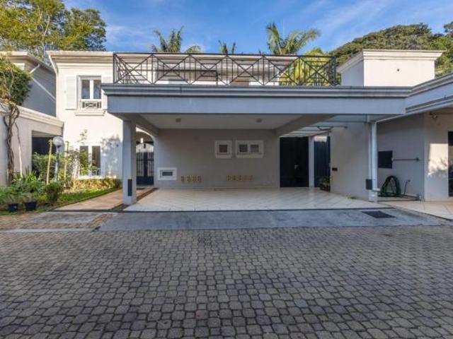 Casa em condomínio fechado no Jardim dos Estados São Paulo