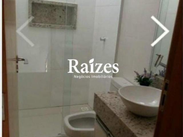 Casa em Condomínio Fechado no Martins com 3 Quartos sendo 1 Suíte e 3 Vagas