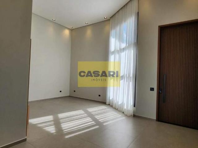 Casa em condomínio fechado para venda com 3 suítes e piscina Portal das Estrelas Boituva SP