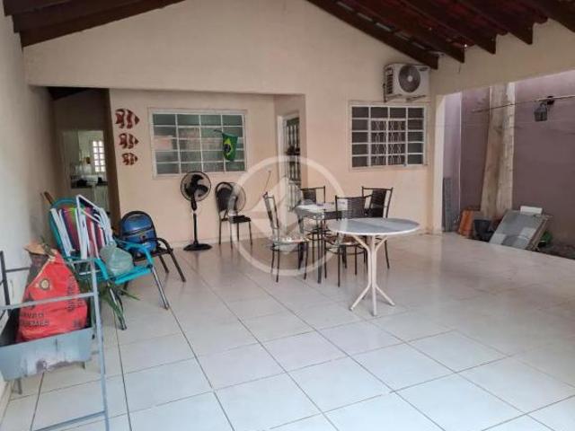 Casa em condomínio fechado, sobrado, bem próximo a Av. Fernando Correa