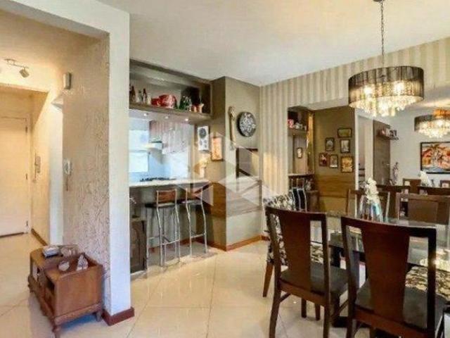 Casa em condomínio fehado com 144 m², 3 dormitórios e 2 vagas de garagem