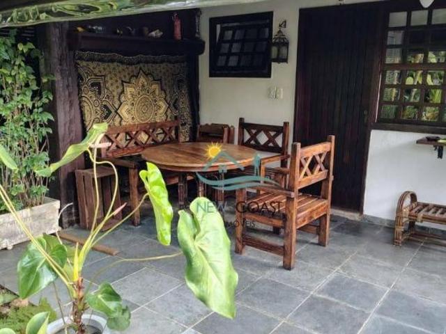 CASA EM CONDOMÍNIO FRENTE AO MAR À VENDA EM BOIÇUCANGA