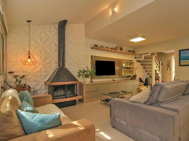 Casa em Condomínio Imóvel Raro Excelente Pátio Privativo