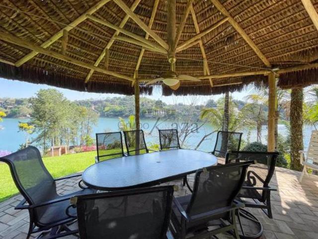 Casa em Condomínio Igaratá Jacareí Condomínio Recanto dos Pássaros 4 Dormitórios 550m²