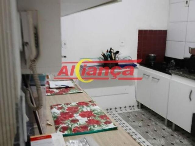 CASA EM CONDOMINIO ILHAS BRASILEIRAS