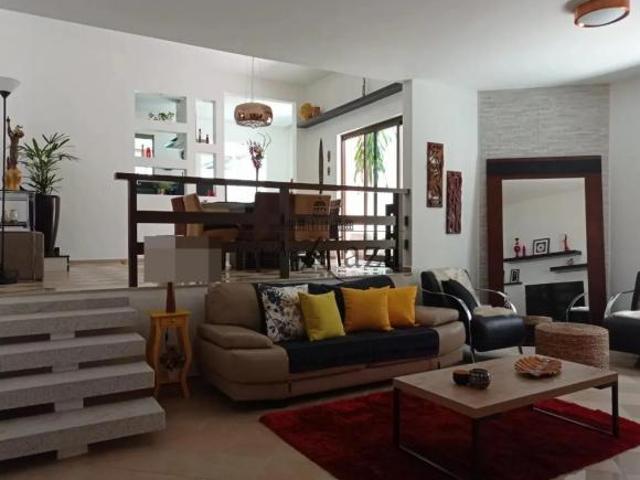 Casa em Condomínio Jardim Coleginho Condomínio Jardim Coleginho 3 Dormitórios 270m² construç