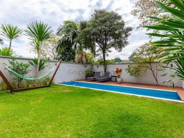 Casa em Condomínio Jardim Cordeiro 4 Suítes 424m²