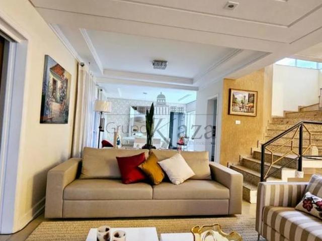 Casa em Condomínio Jardim Paraíba Residencial Terras de Santa Clara 3 Dormitórios 349,94m²