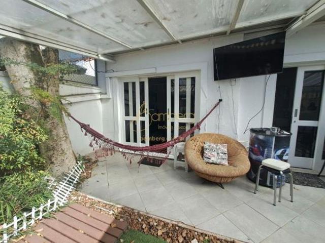 Casa em condomínio Jardim Prudência