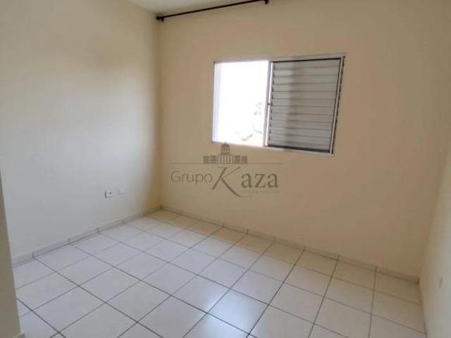 Casa em Condomínio Jardim Santa Marina Residencial Vilaggio Del Sol 2 Dormitórios 58m²