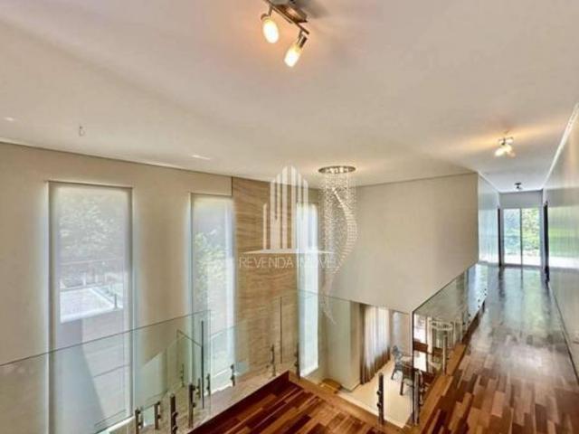 Casa em Condomínio: Luxo e Conforto em Jandira SP, Jardim do Golf I 5 Quartos, 5 Suítes, 6 Banheiros