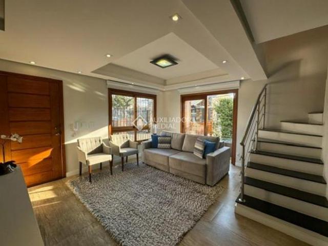 Casa em Condomínio Mobiliada Santo Antônio