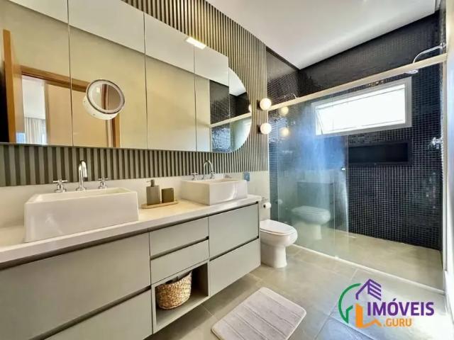 Casa em condomínio moinho velho sp