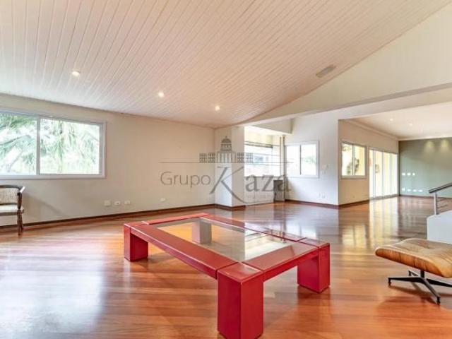 Casa em Condomínio Morumbi 4 Suítes 754m²