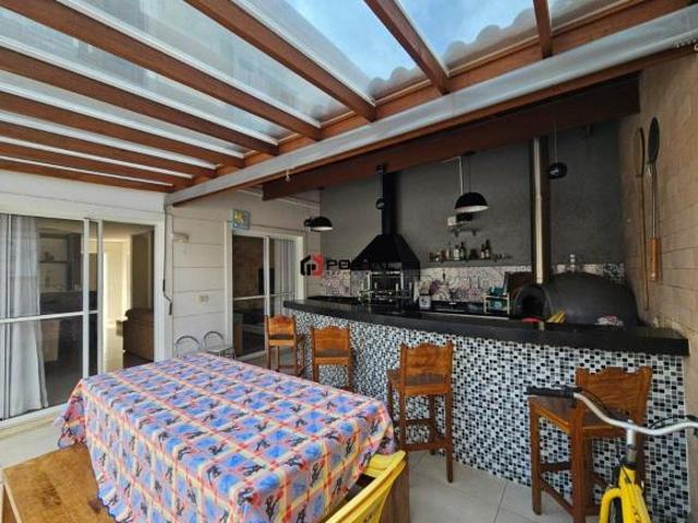Casa em condomínio muito bem localizado Portal da Granja Km 22