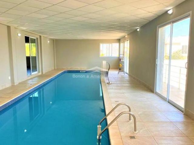 Casa em condomínio no Condomínio Terras Do Cancioneiro Paulínia, de 3 quartos, 374 m² para alugar no