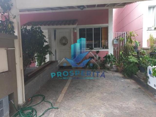 Casa em Condomínio no condomínio Cidade Jardim Pq Frondoso km 22