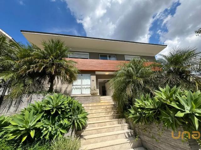Casa em Condomínio no Campo Comprido de 713 m² com 4 quartos