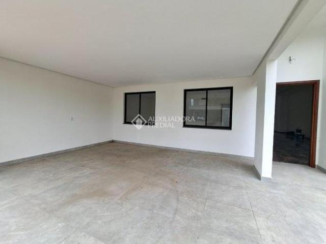 Casa em condomínio no Centro de Torres