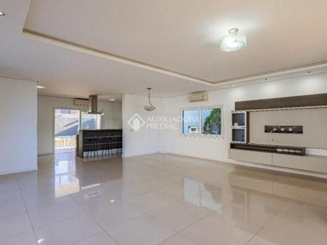 Casa em Condomínio no Centro de Viamão