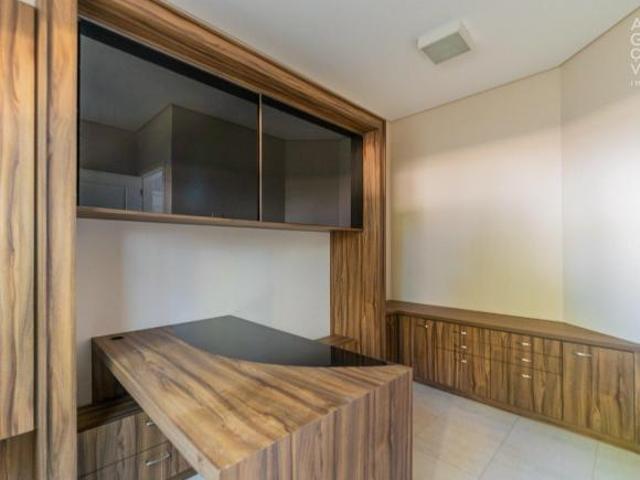 Casa em Condominio no Charlecote Village, 04 Suítes, 07 Vagas, Quintal, Campo Comprido, Curitiba