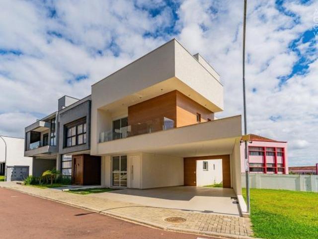 Casa em Condomínio no Alto Boulevard, 03 Suítes, 04 Vagas, Terraço, Bacacheri, Curitiba