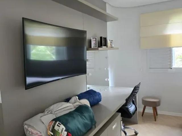 Casa em condomínio no Alphaville de Santana