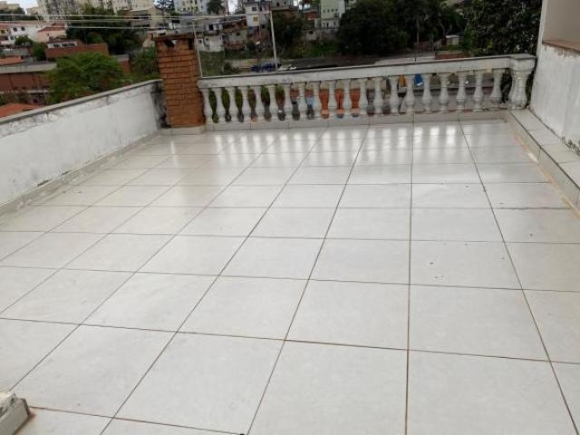 CASA EM CONDOMÍNIO NO BONFIGLIOLI C/ 3 DORMS, suíte e 2 VGS E LAZER C/ PISCINA