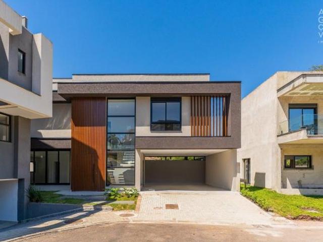 Casa em Condominio no Bosque Tramontin, 03 Suítes, 04 Vagas, Amplo Jardim, Mossunguê, Curitiba