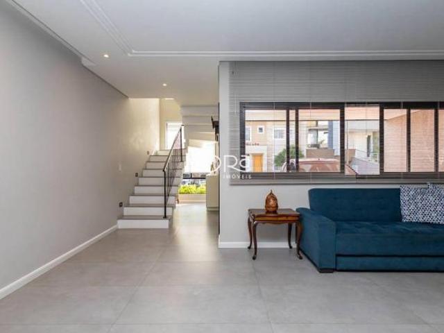 Casa em Condomínio no Bairro Alto com 3 suítes
