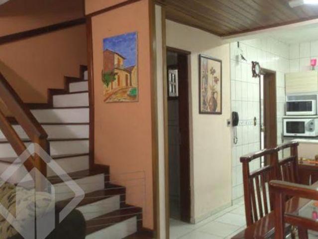 Casa em condomínio no bairro Guarujá