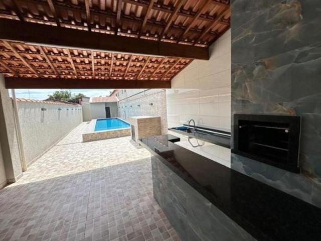 Casa em Condomínio no Bairro Imperador | 2 Quartos | Piscina | Área Gourmet | 1 Vaga
