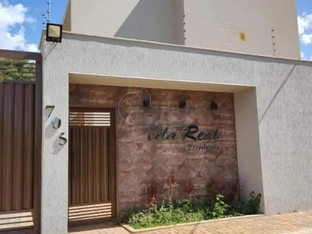 Casa em condomínio no bairro Reserva Real