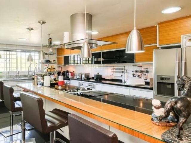 Casa em Condomínio no Brooklin com 700m², 2 quartos, 1 suíte, 1 vaga